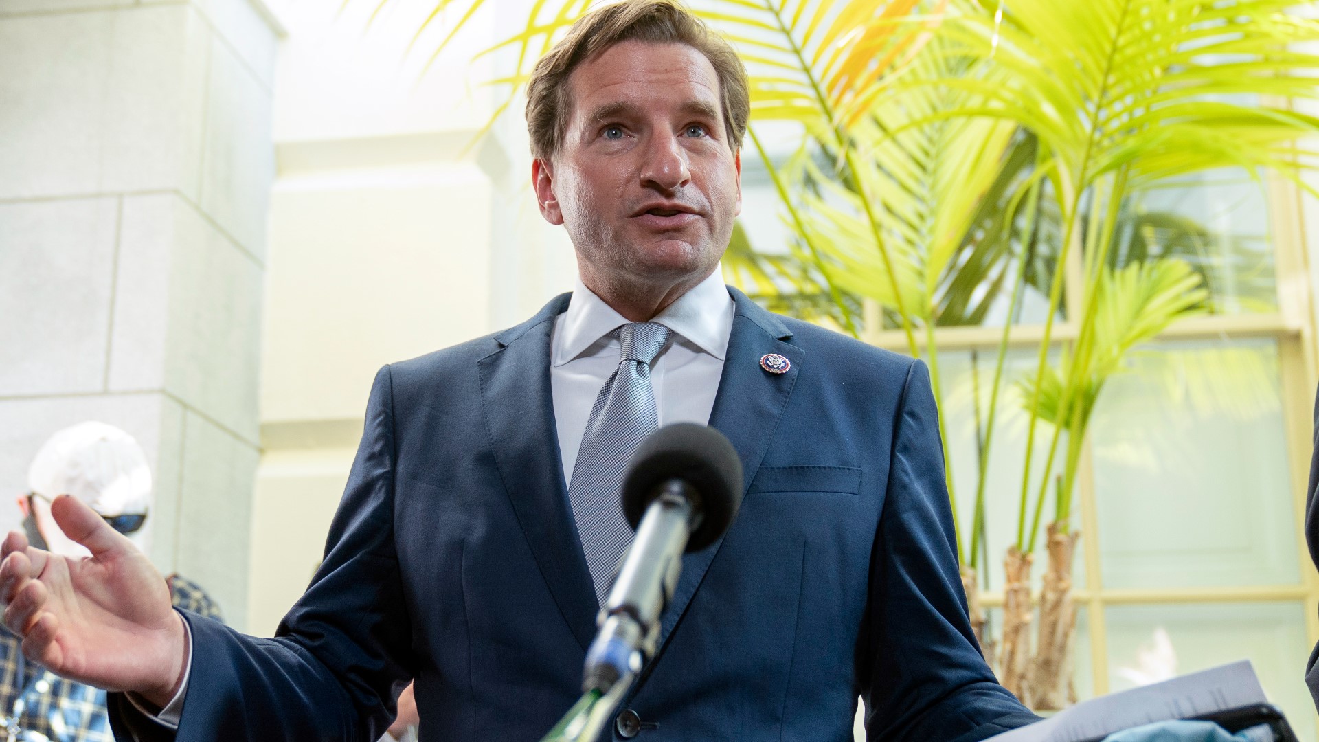 Who is Dean Phillips? MN Rep. launches Biden primary challenge | whas11.com