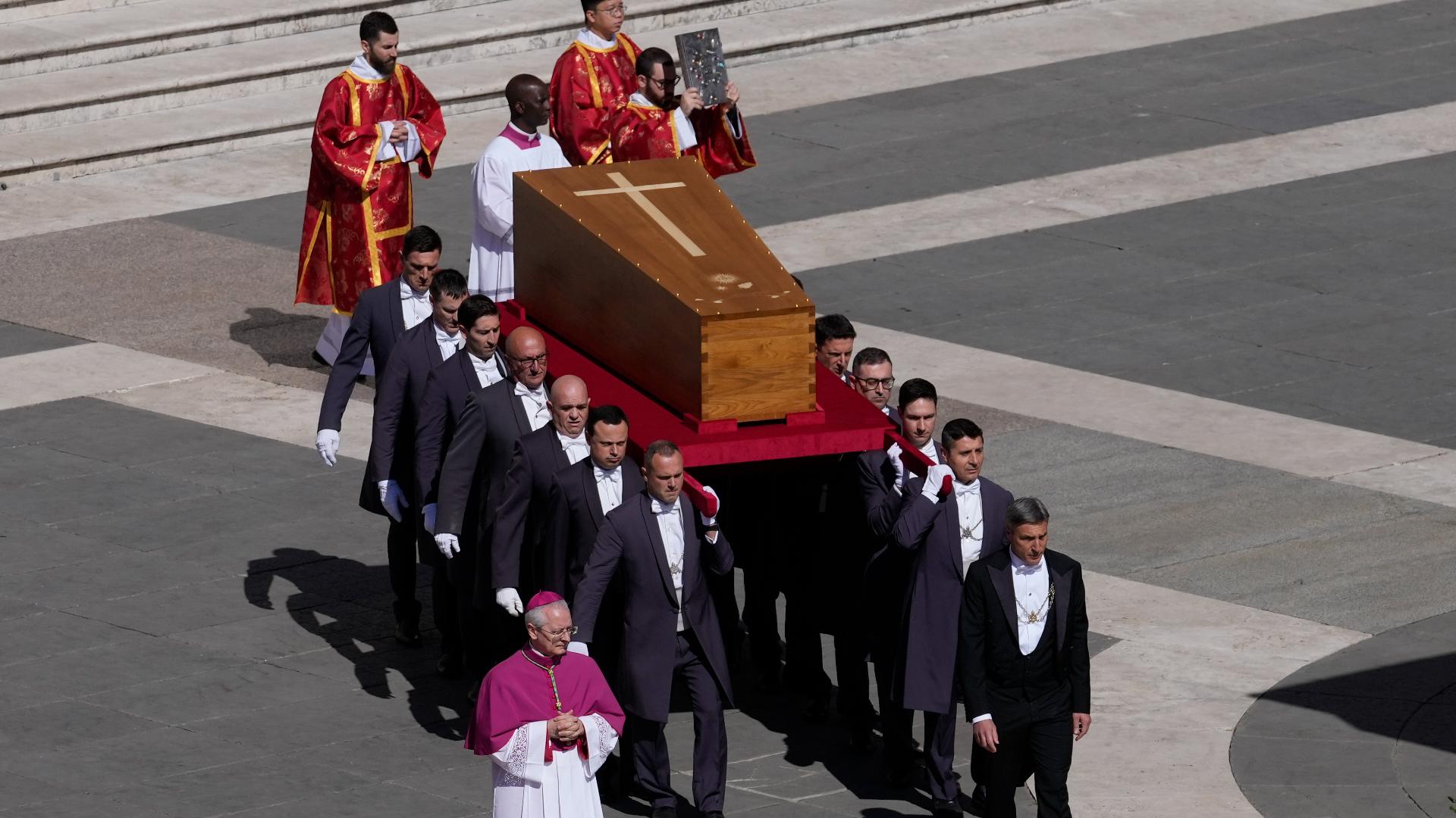 Pope Francis' funeral: Final farewell at the Vatican, burial at St ...