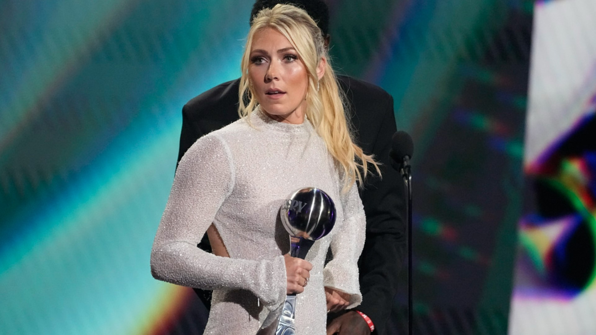 Patrick Mahomes, Mikaela Shiffrin win ESPYS top athlete awards | whas11.com
