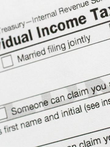 How to file for a tax extension | 2025 Kentucky tax deadline | whas11.com
