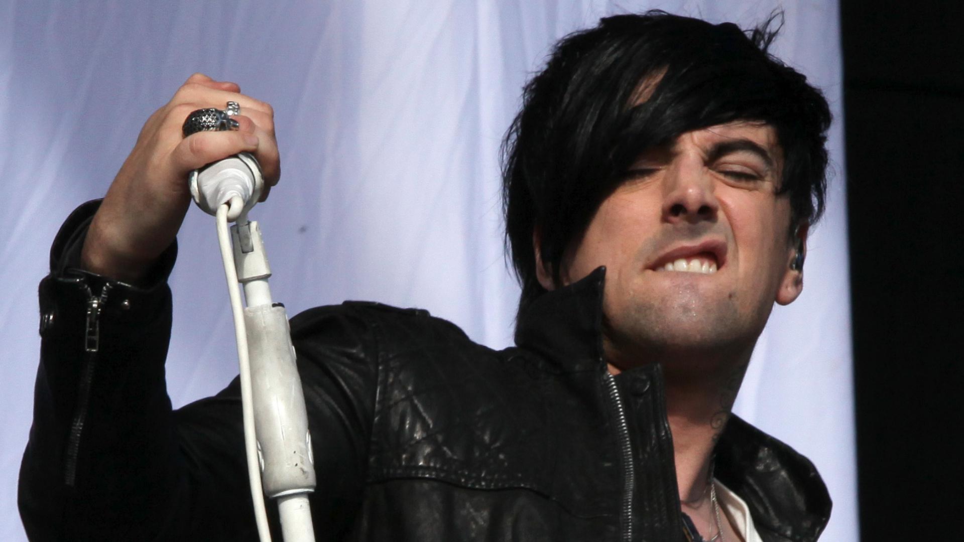 Lostprophets singer Ian Watkins killed in UK prison | whas11.com