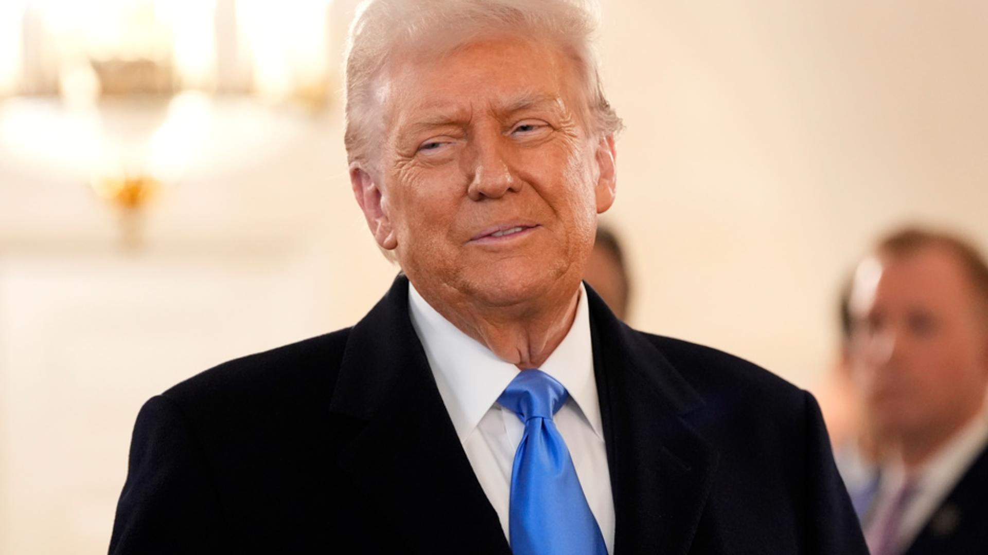 Trump hosts lavish, black-tie gala for top investors in his ...