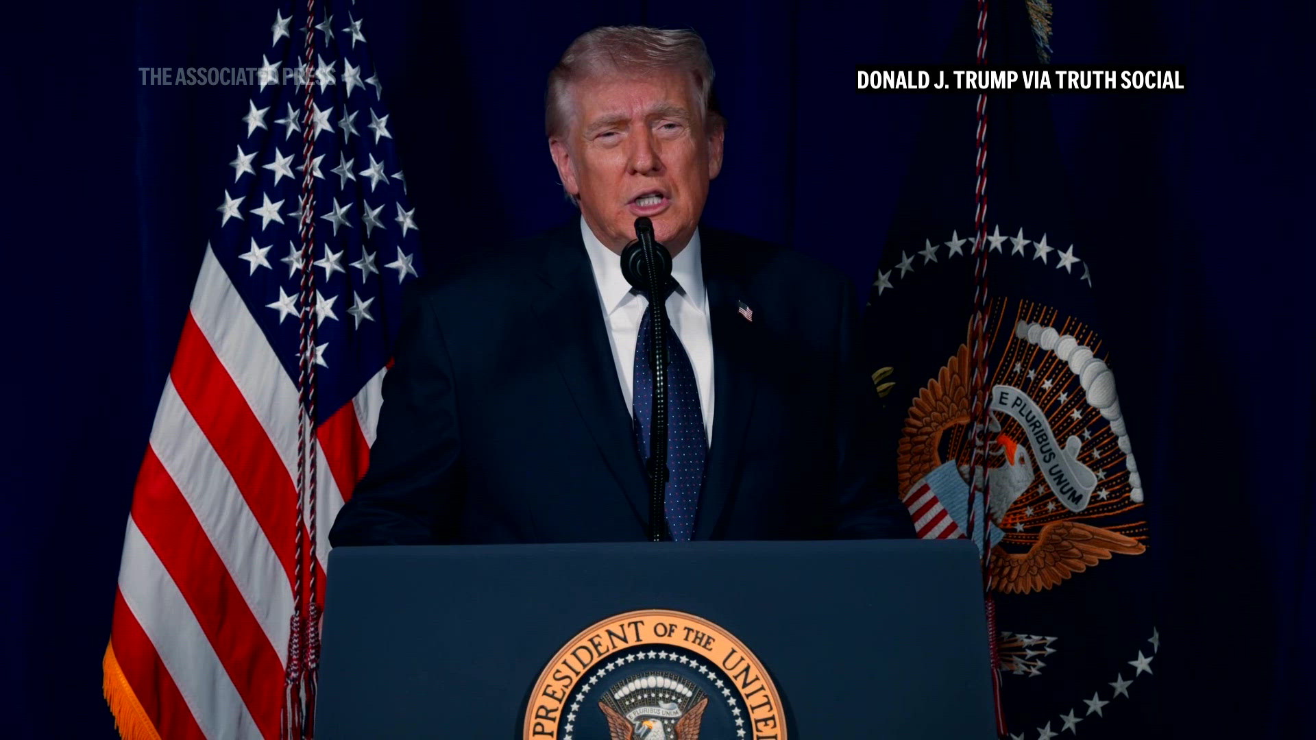 Trump's red neck caused by 'common skin cream,' White House says ...