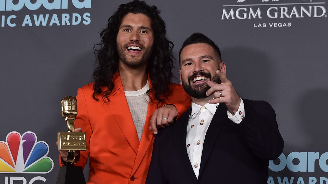 The Voice Double Chair: Dan + Shay to be first coaching duo | whas11.com