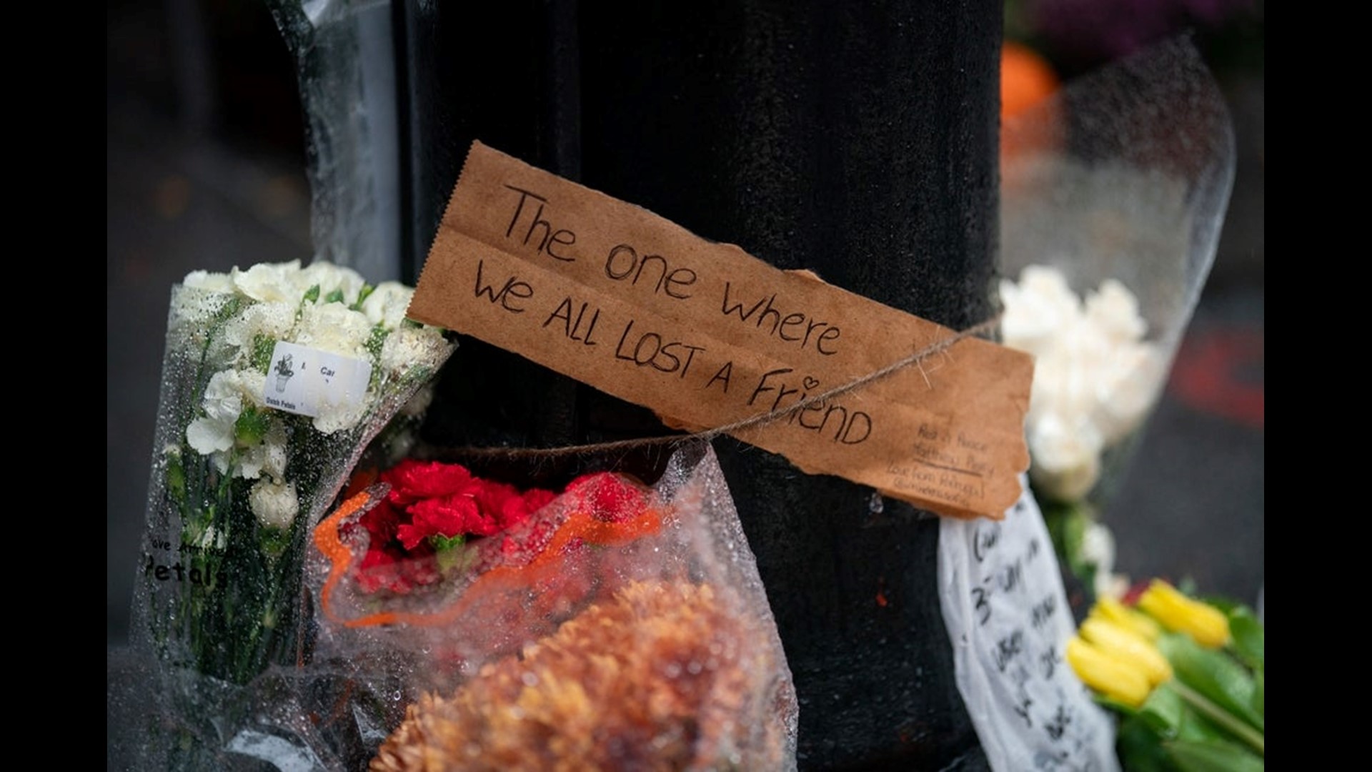 'Friends' Cast Breaks Silence on Matthew Perry's Death in Joint ...