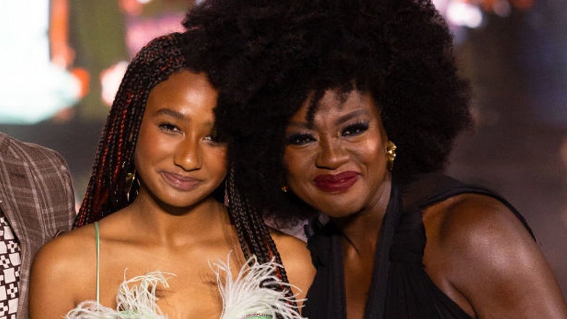 Viola Davis Poses With Teen Daughter Genesis in Sweet Pic | whas11.com