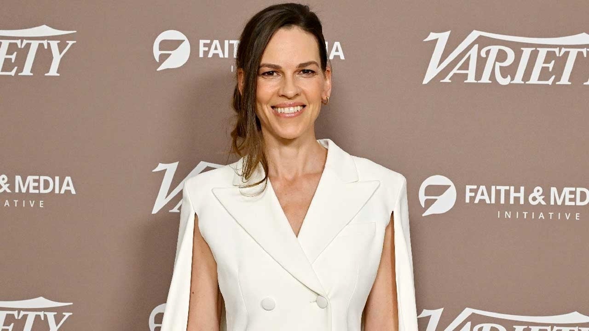 Hilary Swank Reveals the Meaning Behind Her Twins' Names and 'Ordinary ...