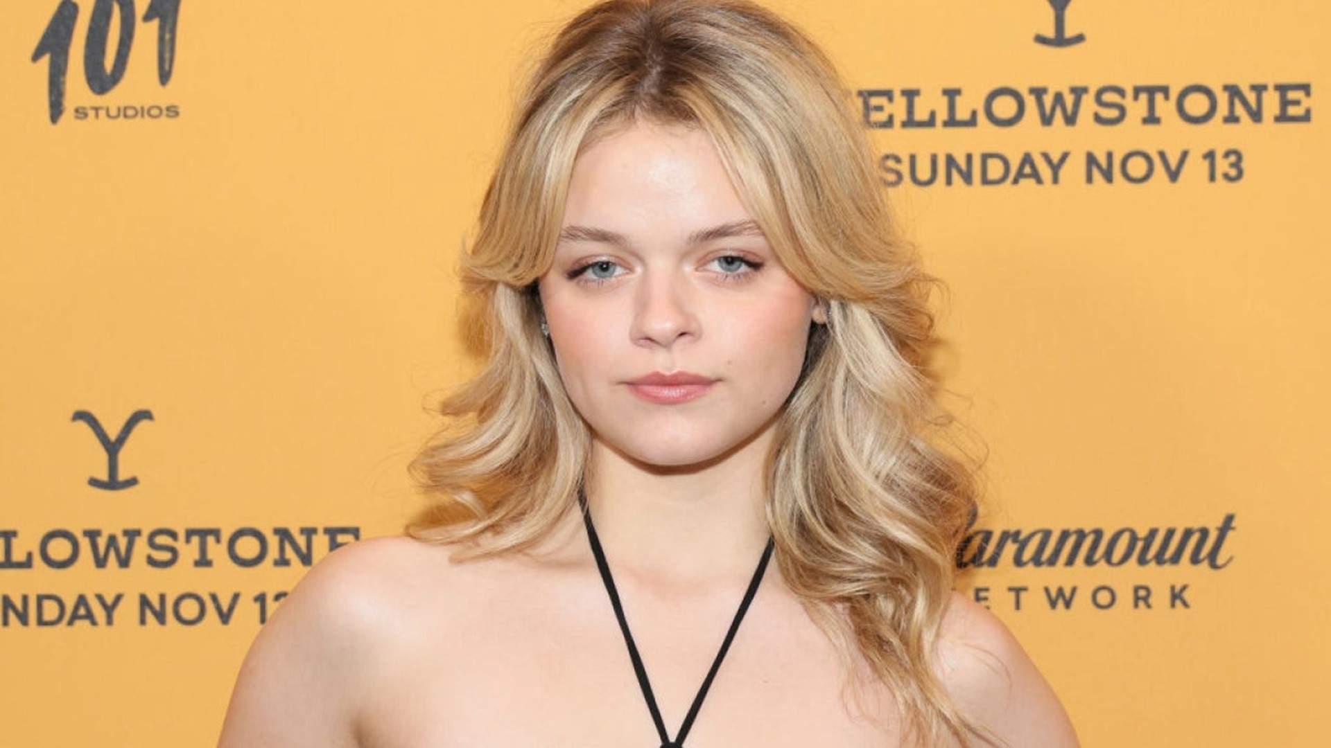 'Yellowstone' Star Kylie Rogers on Young Beth Flashbacks and Owning Her ...