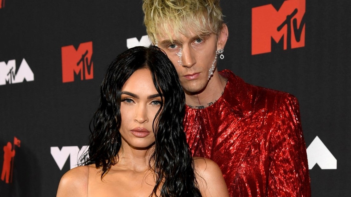 Megan Fox and Machine Gun Kelly Welcome a New Addition: Meet Their Cat ...