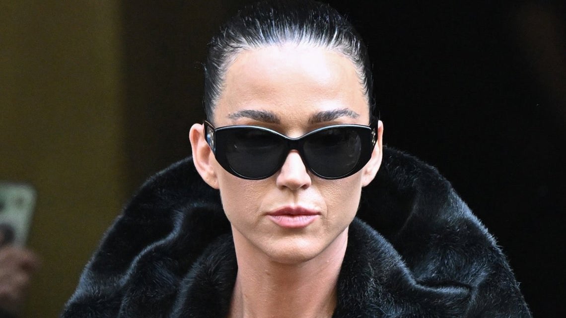 Katy Perry Goes Topless in Bold Fur Coat Look at Paris Fashion Show ...