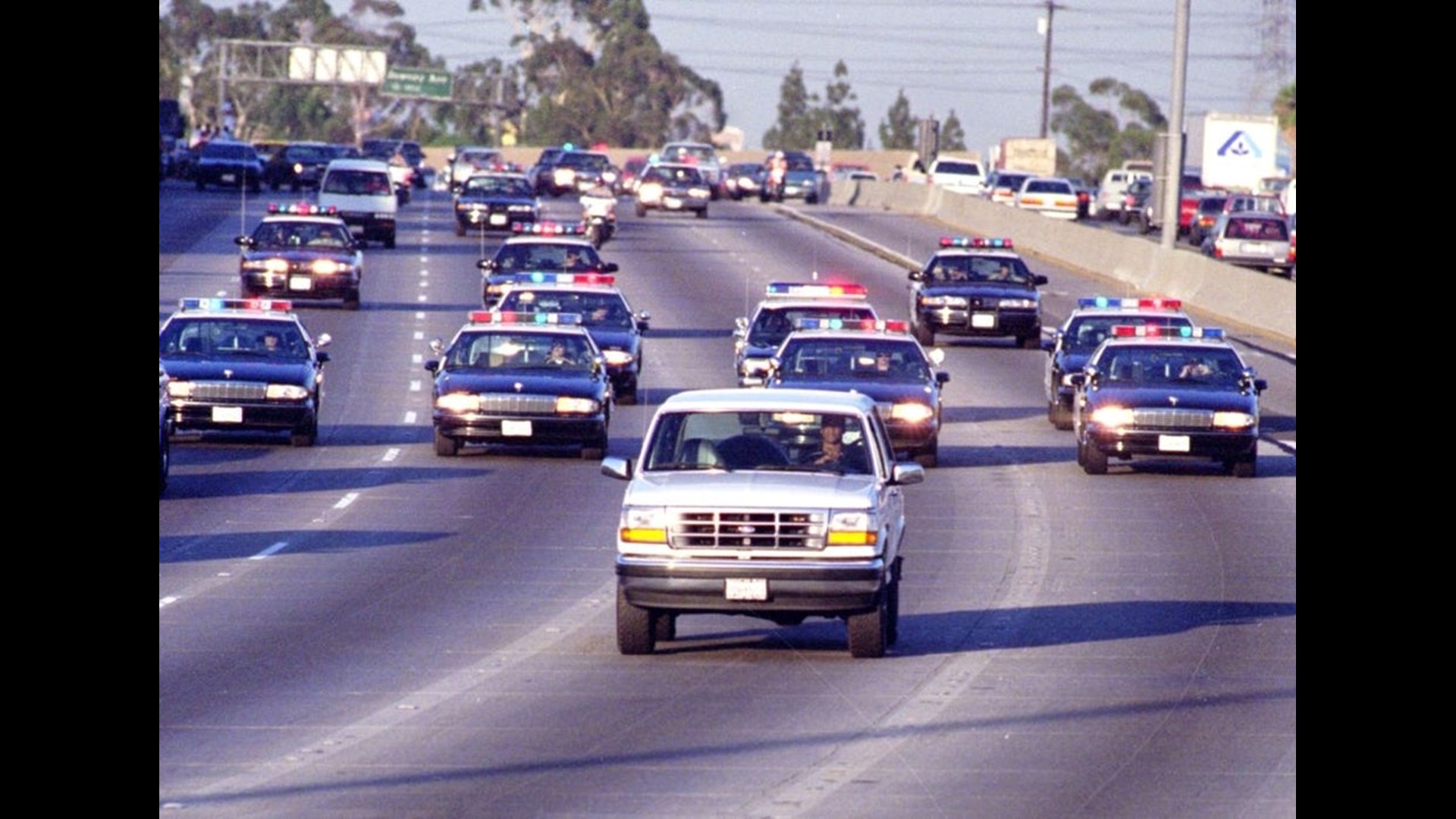 O.J. Simpson Dead at 76: A Timeline of His Life and the 'Trial of the ...