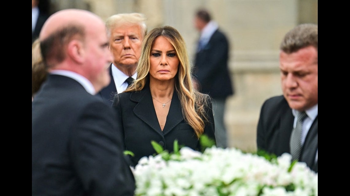 Melania Trump Mourns Mother Amalija Knavs' Death at Funeral With Donald ...