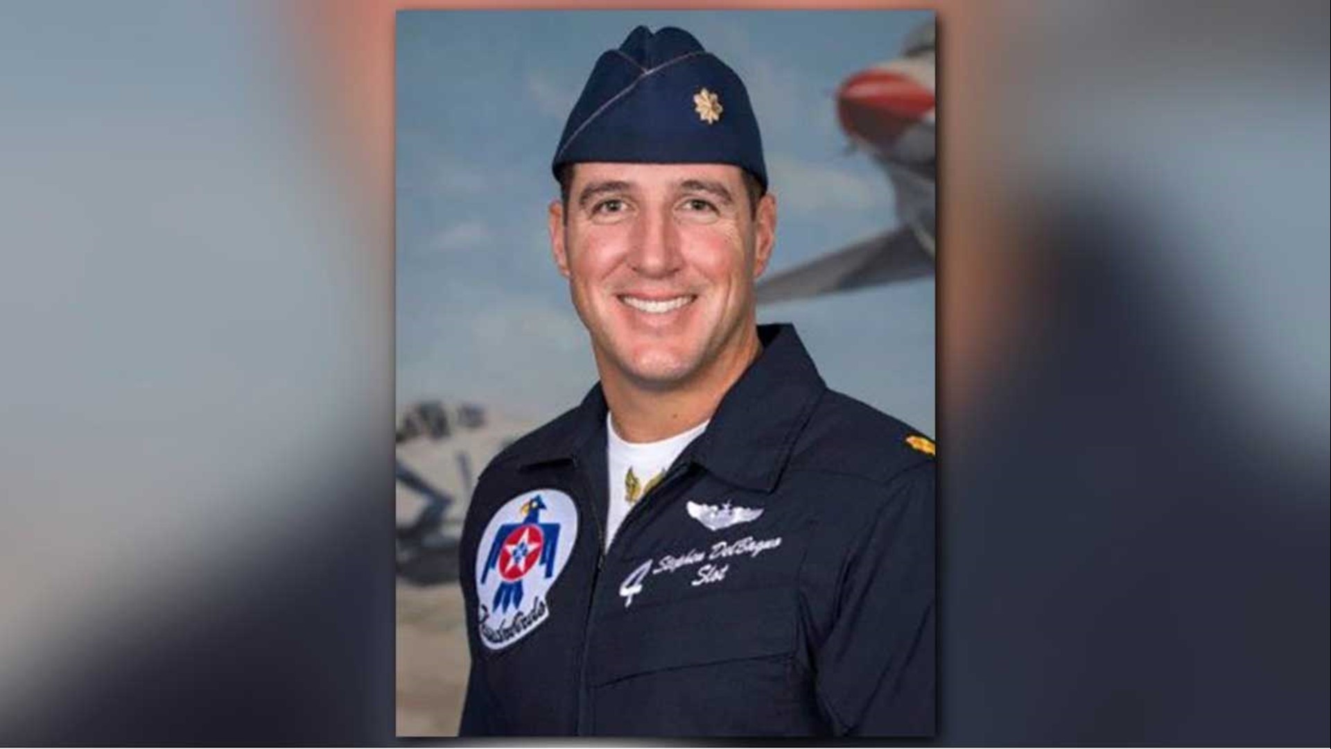 Air Force Thunderbirds pilot dies in Nevada F-16 crash | whas11.com