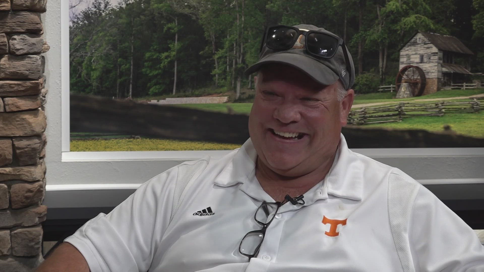 Tony Vanetti and Dwight Witten reunite on 840 WHAS! | whas11.com