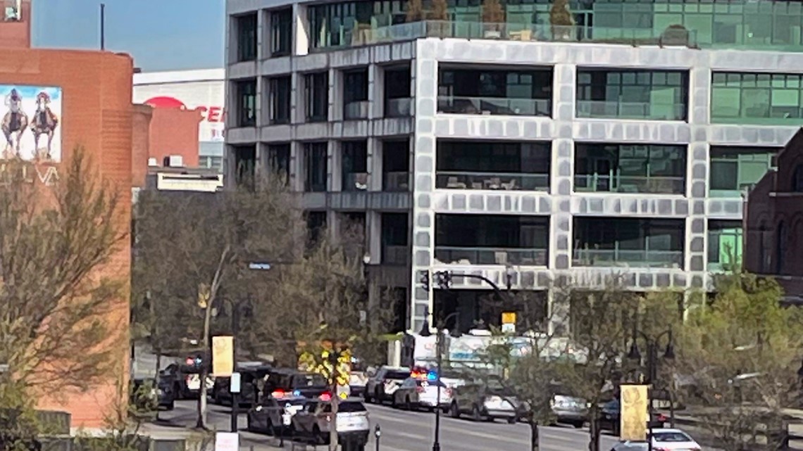 Louisville mass shooting described by witnesses | whas11.com