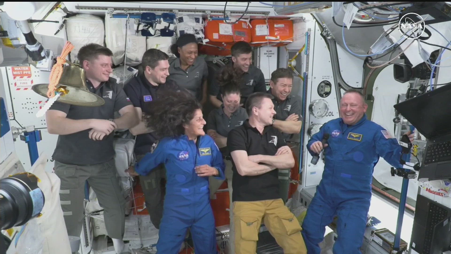 Boeing's astronaut capsule arrives at the space station after thruster ...