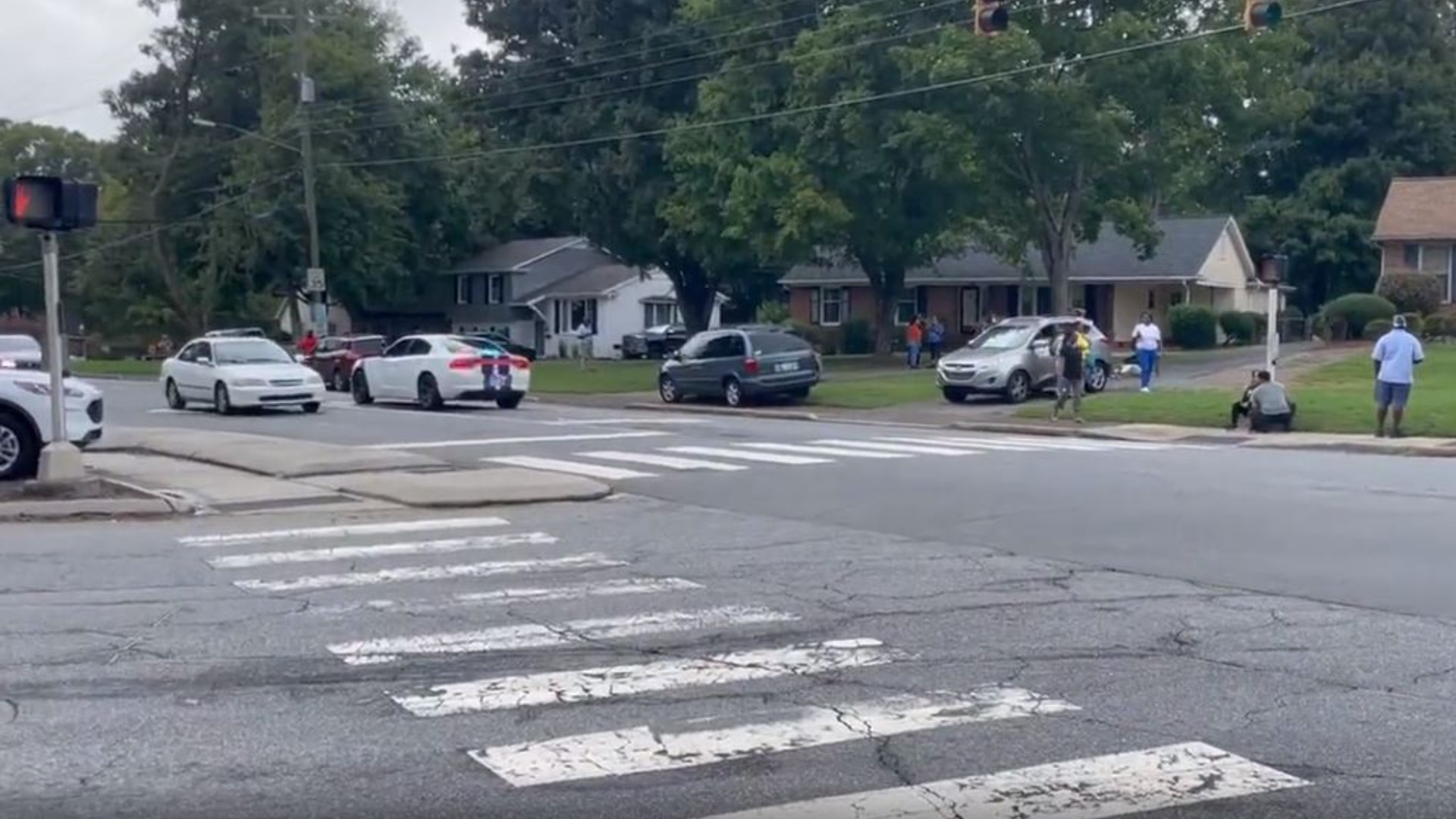 Mount Tabor High School shooting: Student shot, gunman on run | whas11.com