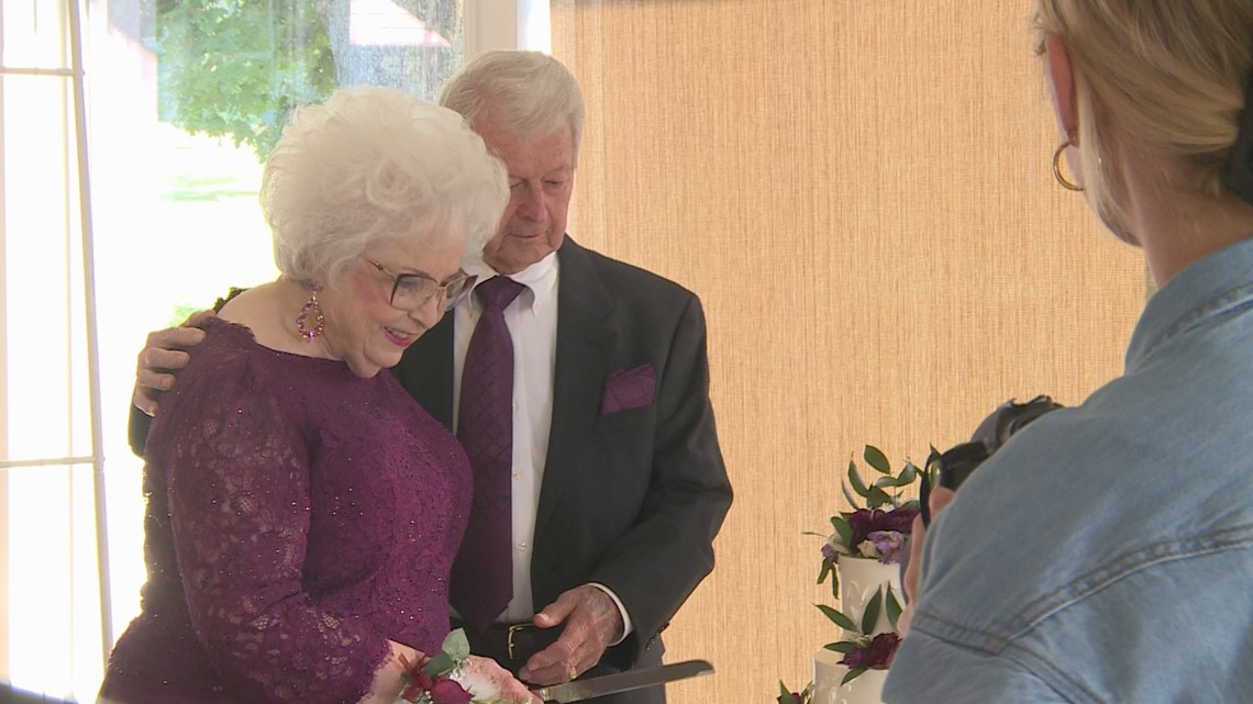 Four generations help Triad couple celebrate 70th Anniversary | whas11.com