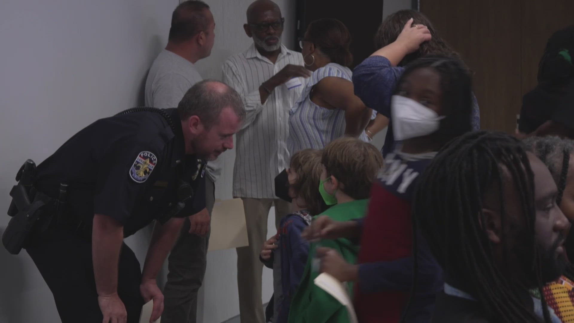 Parkland neighbors launch new watch group with LMPD partnership ...