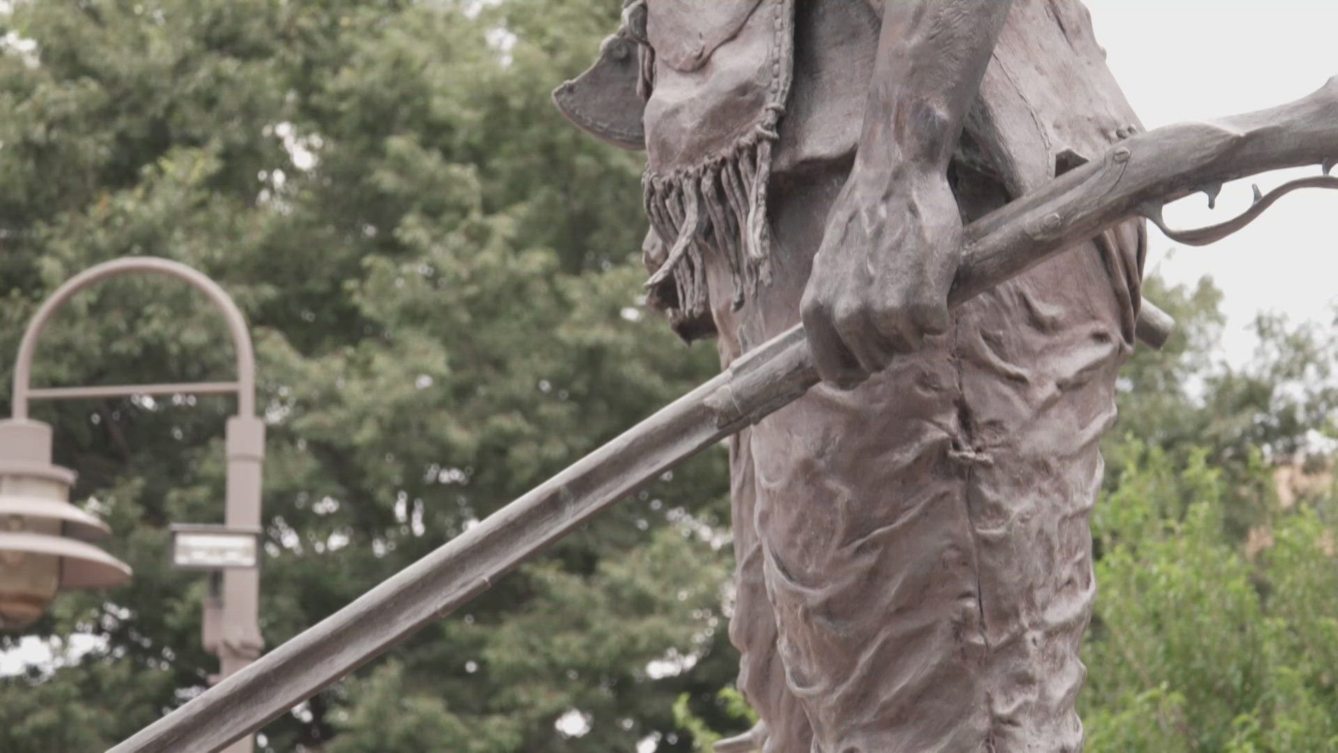 York Statue in downtown Louisville repaired after vandalism | whas11.com