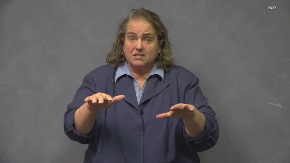 Kentucky's sign language icon, Virginia Moore, dies | whas11.com