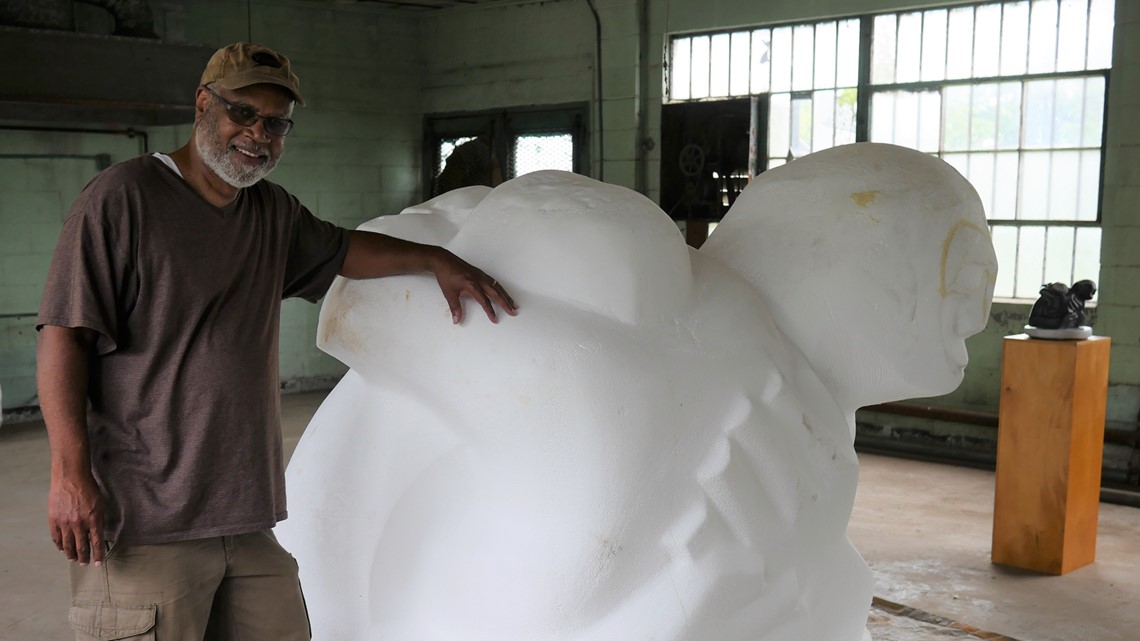 Louisville sculptor William Duffy uses robotic technology to enlarge ...