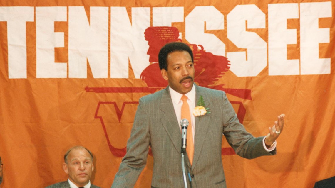 Wade Houston's basketball career with Louisville, SEC | whas11.com