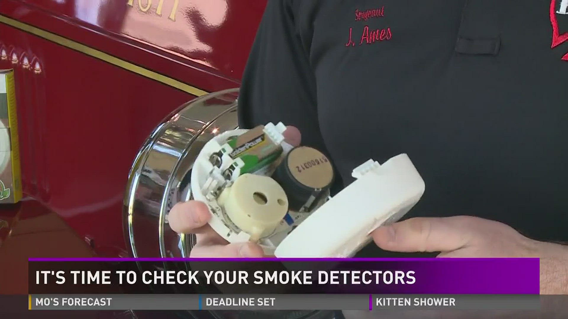 Fire officials urge smoke detector check as Daylight Saving Time ...