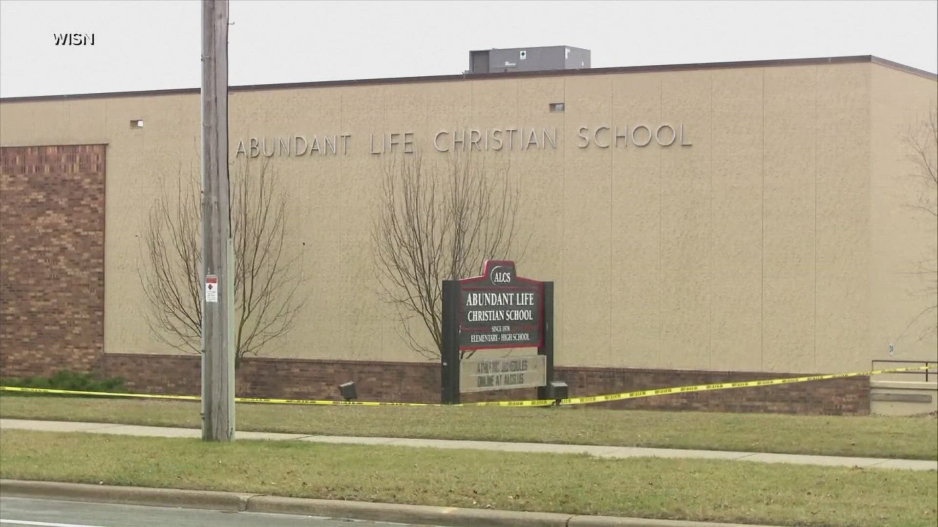 15-year-old girl identified as Wisconsin school shooter | whas11.com