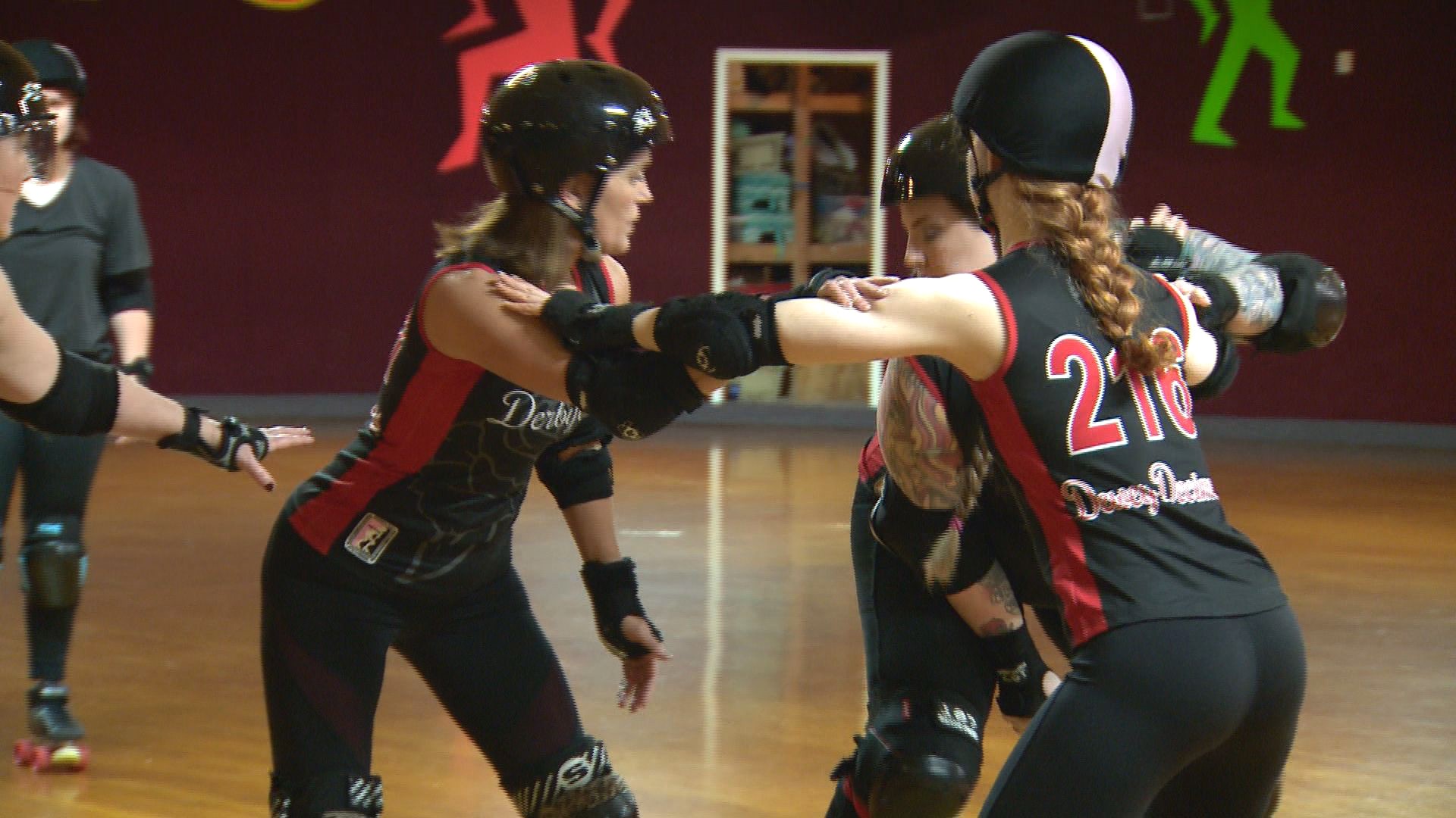 Derby City Roller Girls slam into a new season | whas11.com