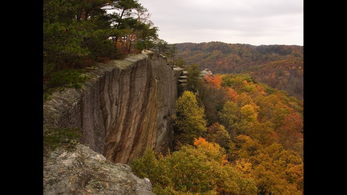 Authorities identify man who fell from Ky. cliff | whas11.com