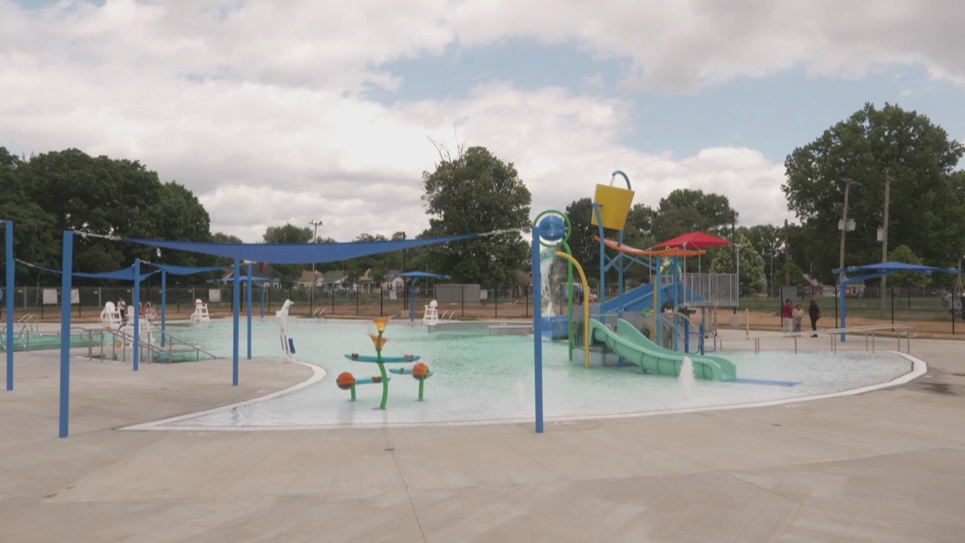 Algonquin Pool opens in west Louisville | whas11.com