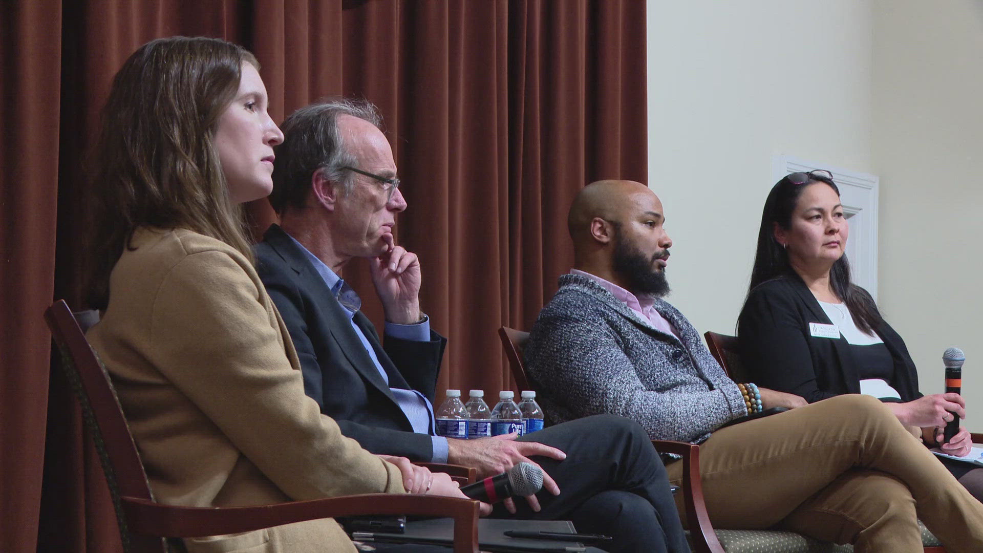 Leaders of Kentucky immigration services hold panel to answer questions ...