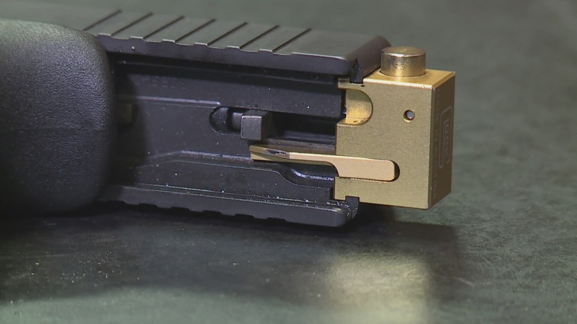 Kentucky lawmaker proposes ban on Glock switches that convert handguns ...