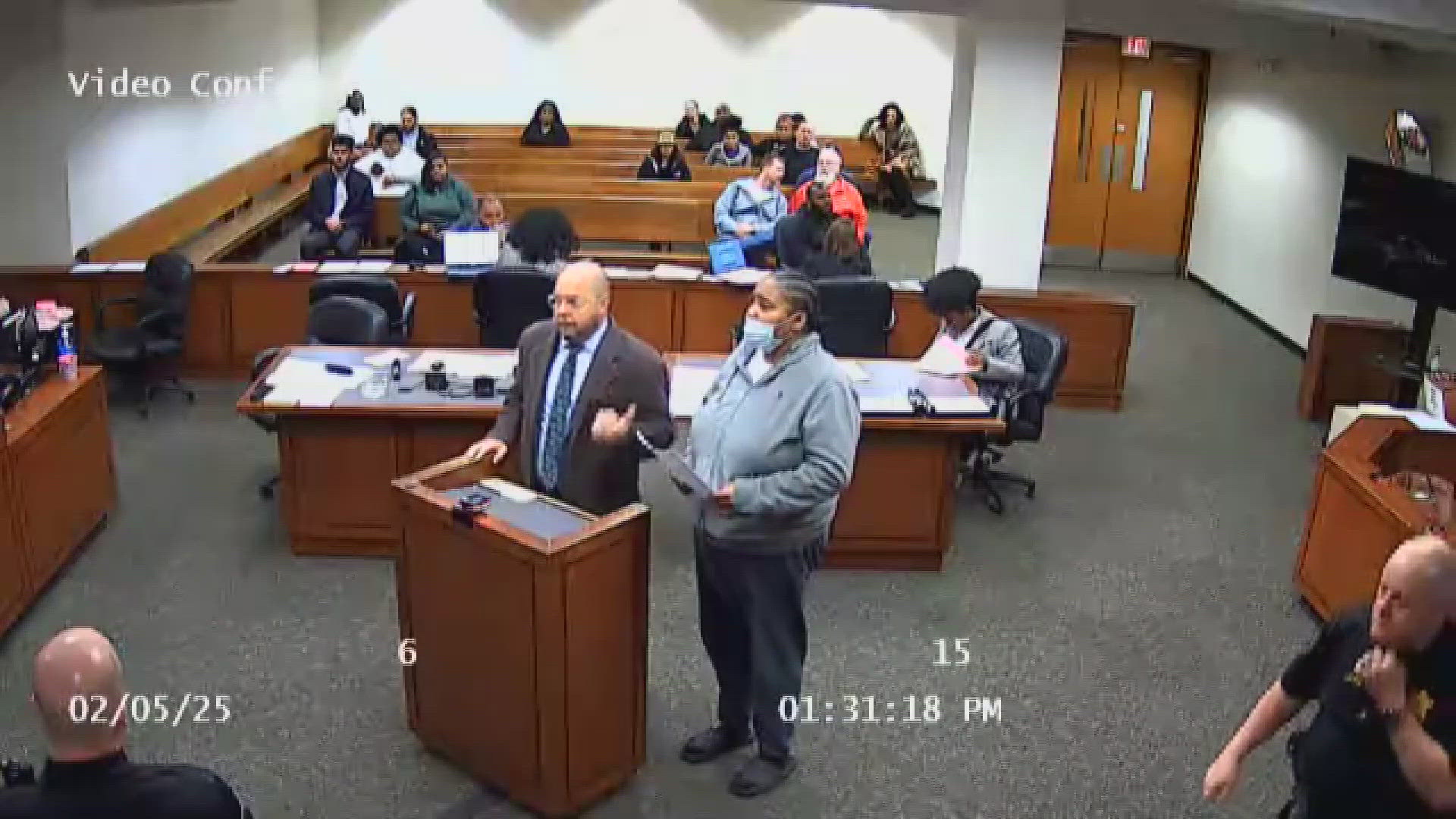 Louisville jail employee has been arrested before | whas11.com