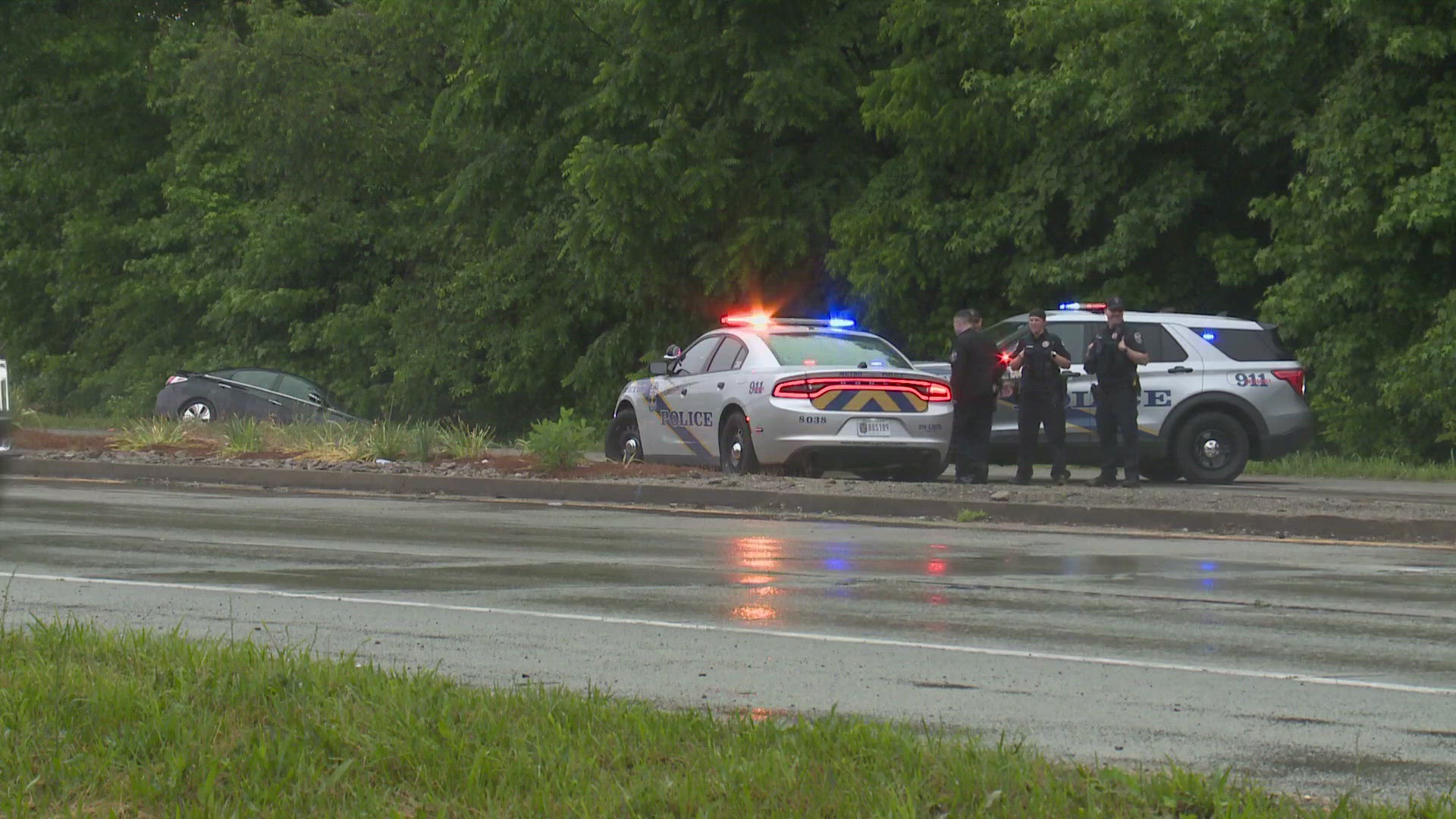 Road rage fight turns into shooting on I-65 in Louisville | whas11.com