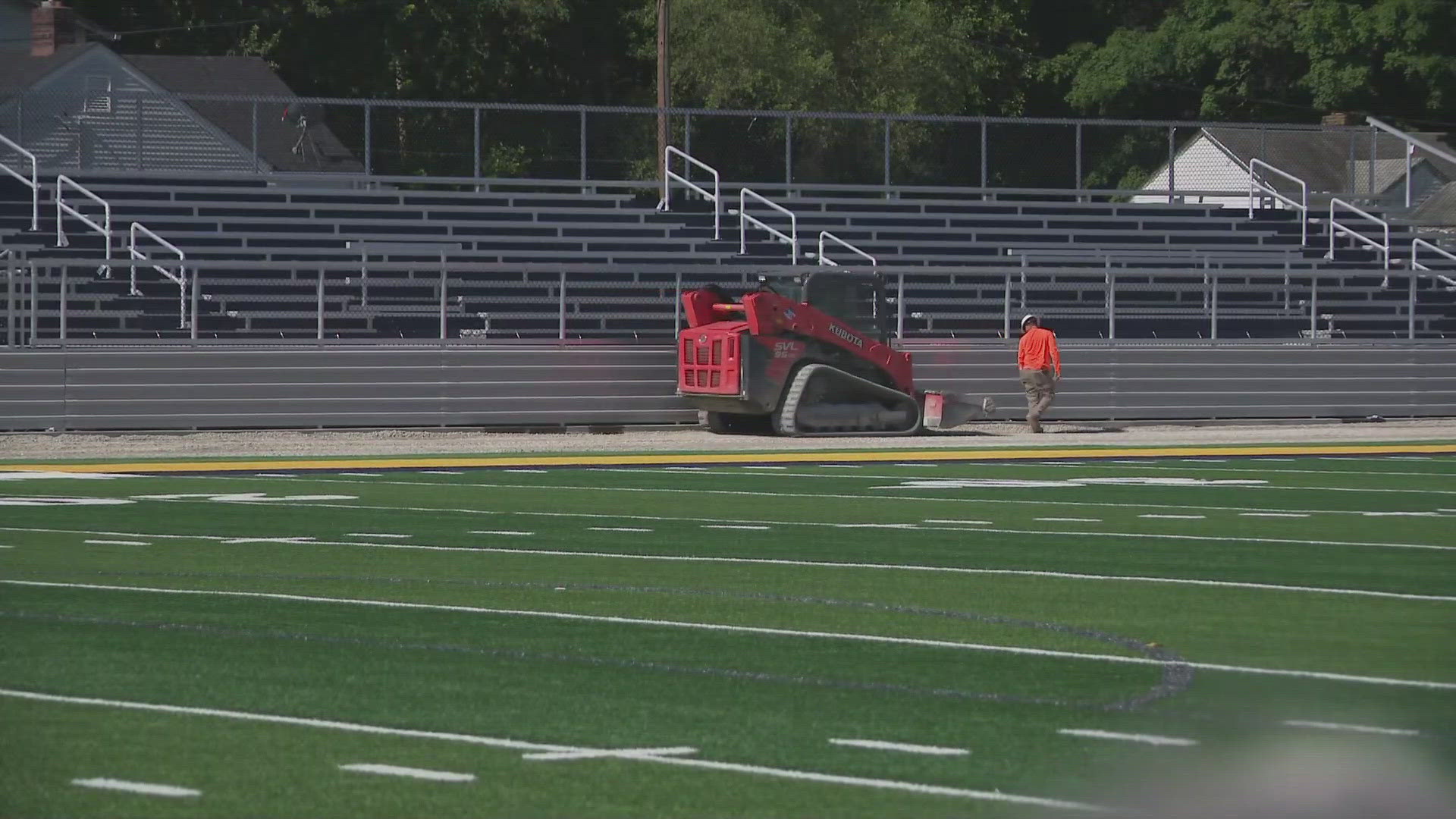 JCPS unveils new turf field, football stadium at Academy at Shawnee ...