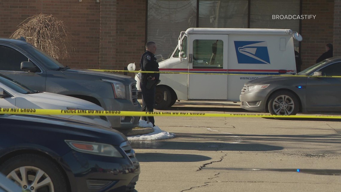 LMPD: 2 injured in shooting on Dixie Highway | whas11.com