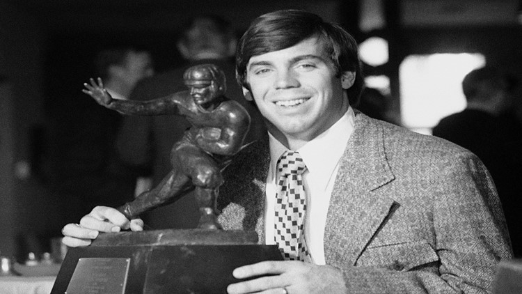 Heisman winner, former coach Pat Sullivan dies at 69 | whas11.com