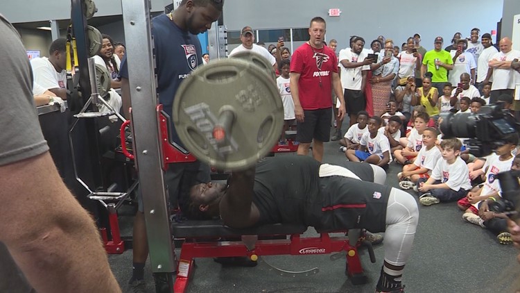 Former Card Jamon Brown continues his mission to give back; hosts ...