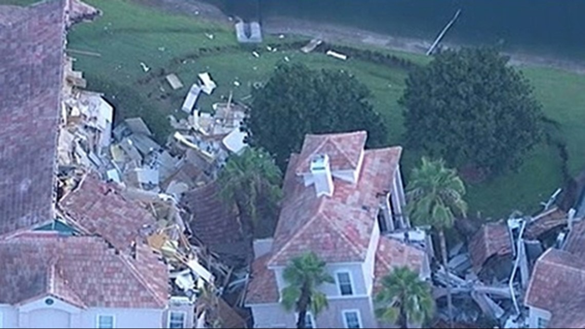 Sinkhole causes Fla. resort to partially collapse | whas11.com