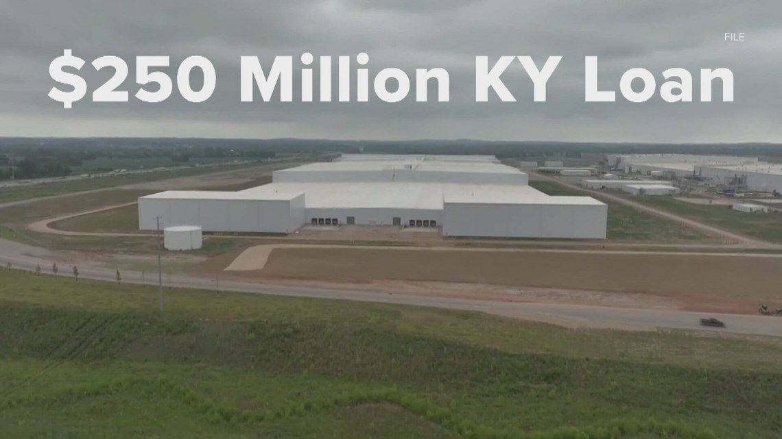 This couple in southern Indiana are both world class pool players | whas11.com