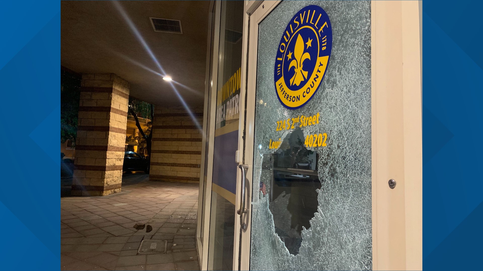 Gun shots fired during protest, WHAS11 News crew get behind wall ...