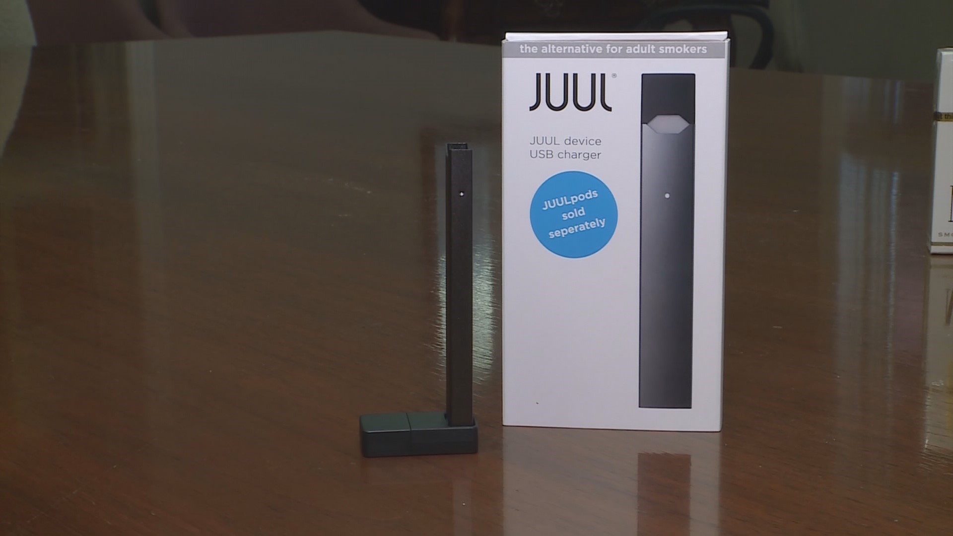 Juuling a 'serious concern' in Oldham County Schools | whas11.com