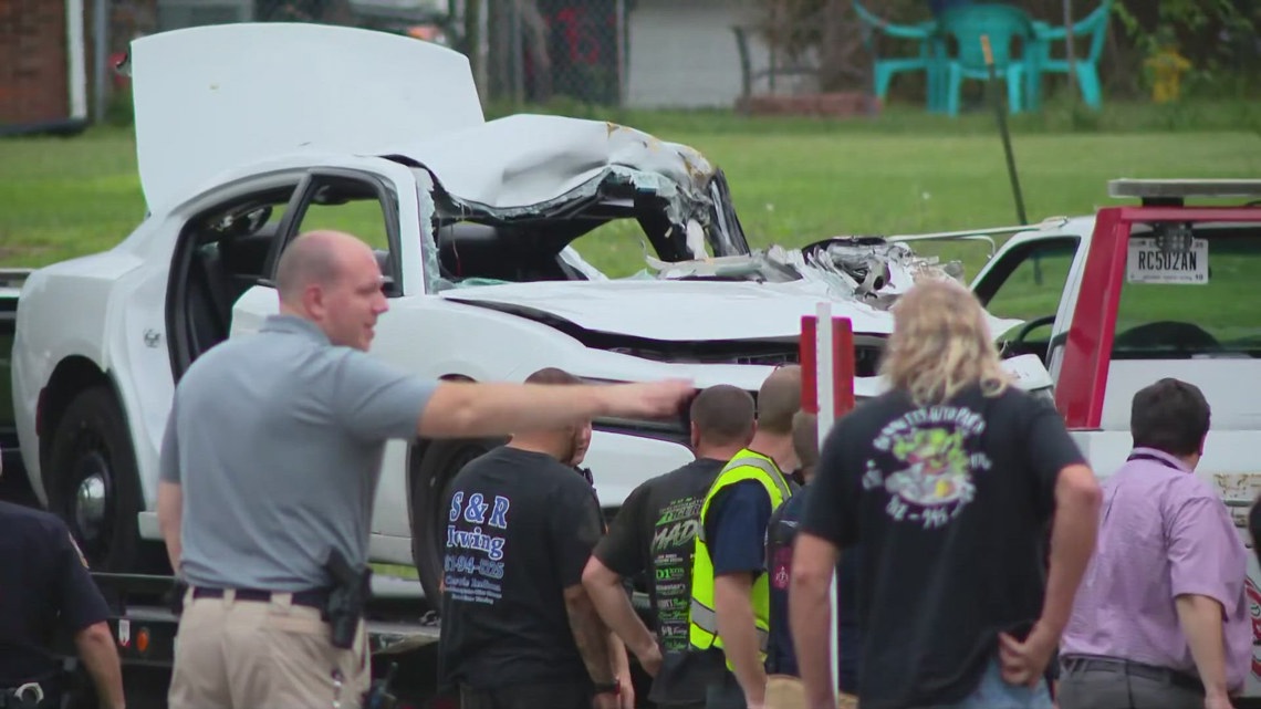 Clarksville Community School bus involved in crash | whas11.com