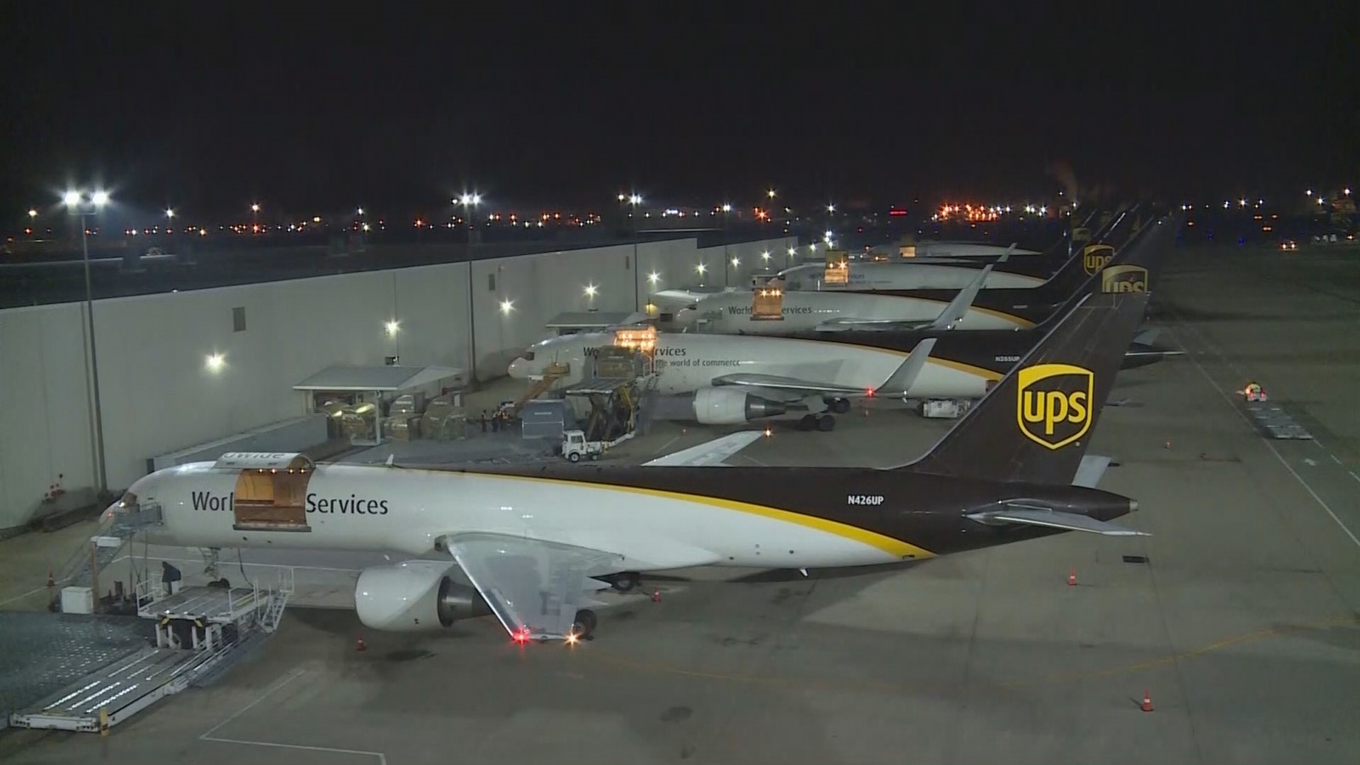 UPS Worldport anticipating record-breaking holiday rush | whas11.com