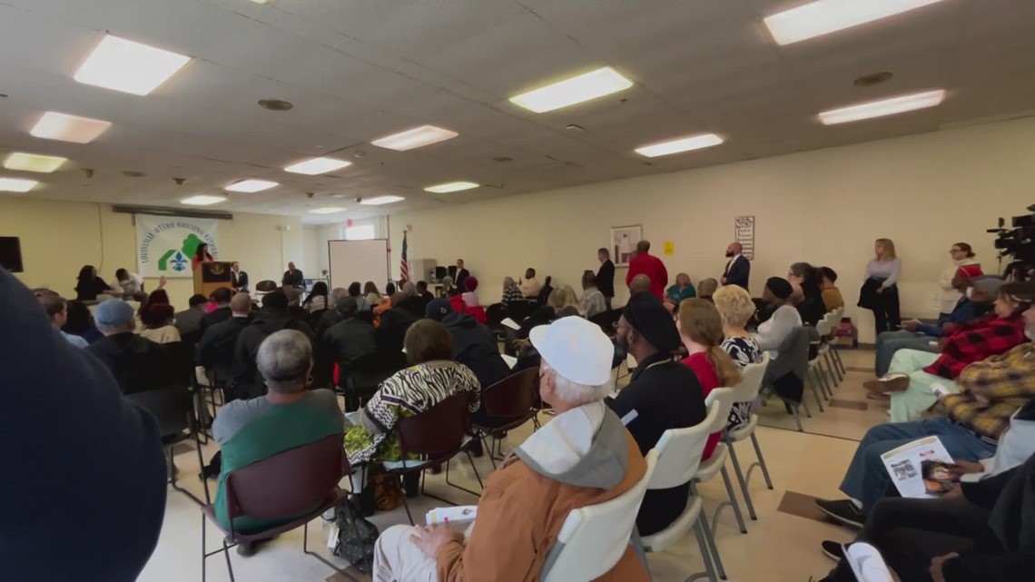 Housing authority promises improvements at Dosker Manor | whas11.com