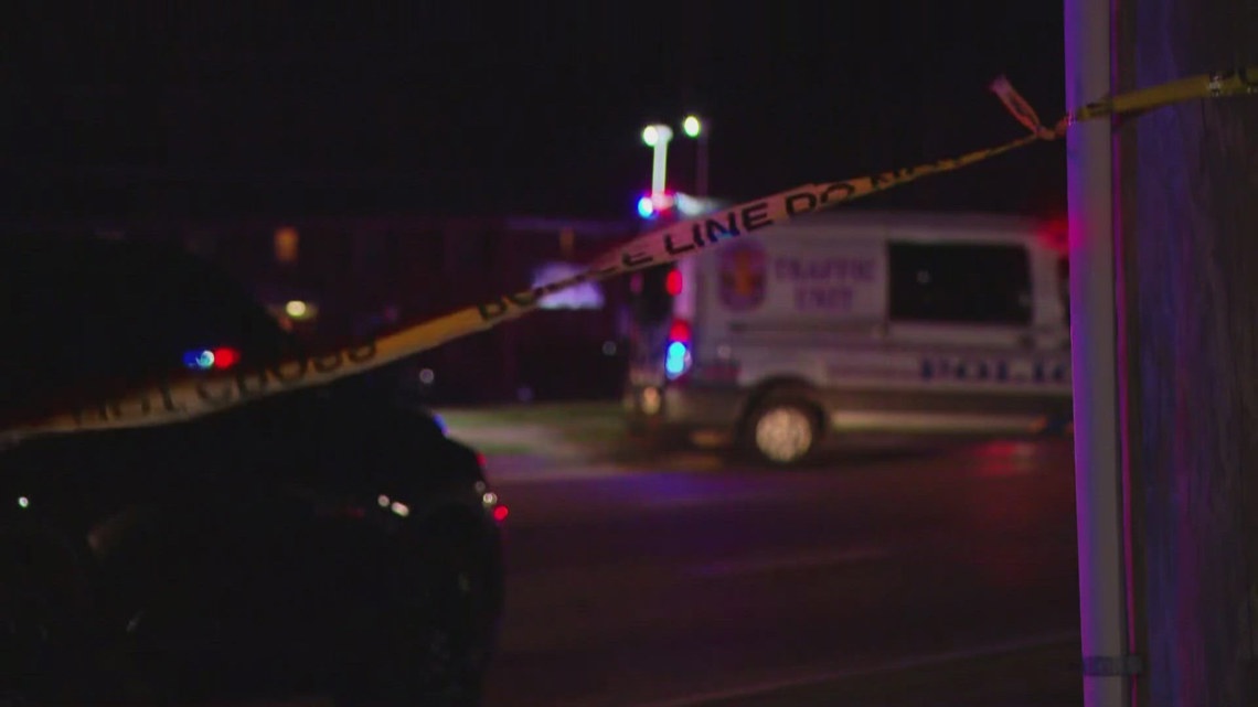 LMPD officer did not have lights or sirens on before fatal crash ...