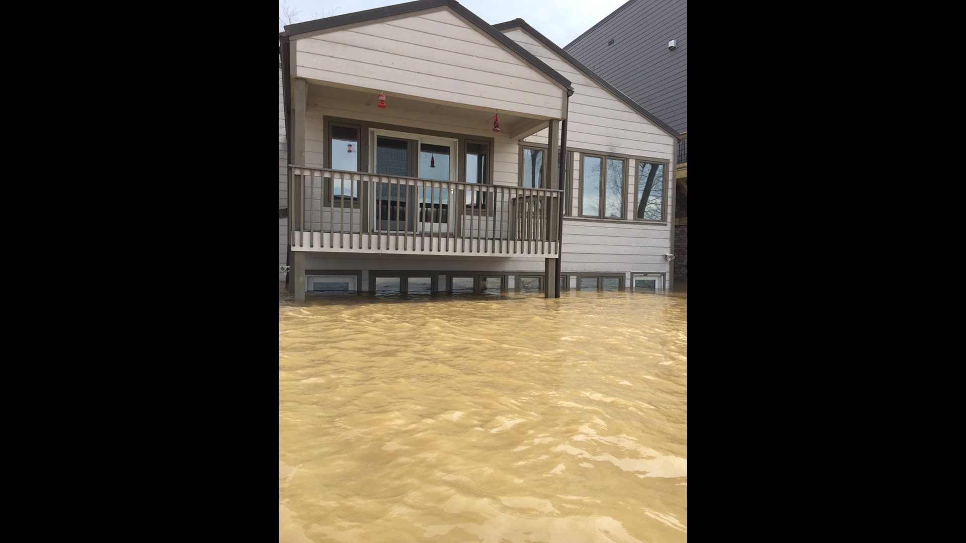 Flooding forces people from homes, covers park in Meade Co. | whas11.com