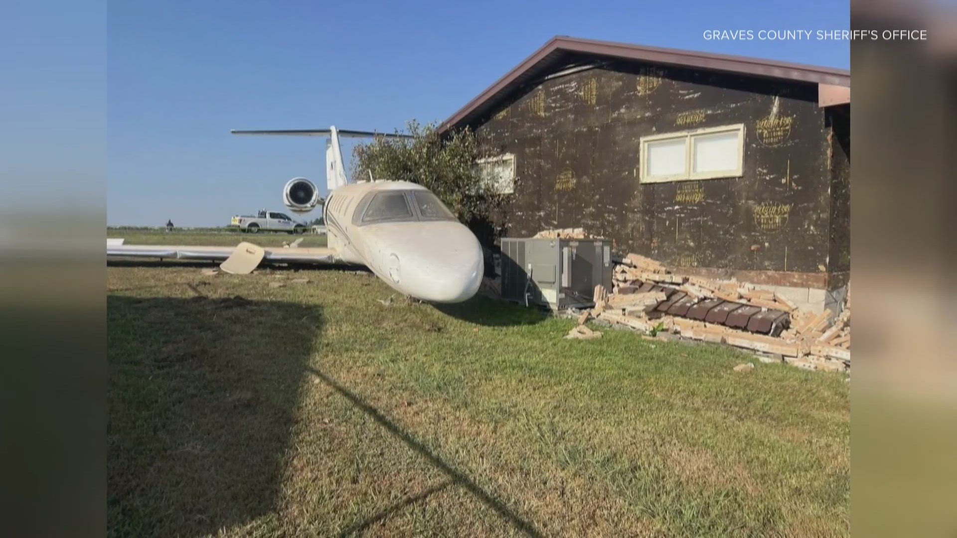 Small plane crashed into a house near Mayfield, Kentucky | whas11.com